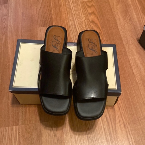 Life Stride | Shoes | Studio By Lifestride Black Sandals Sz 8 N | Poshmark